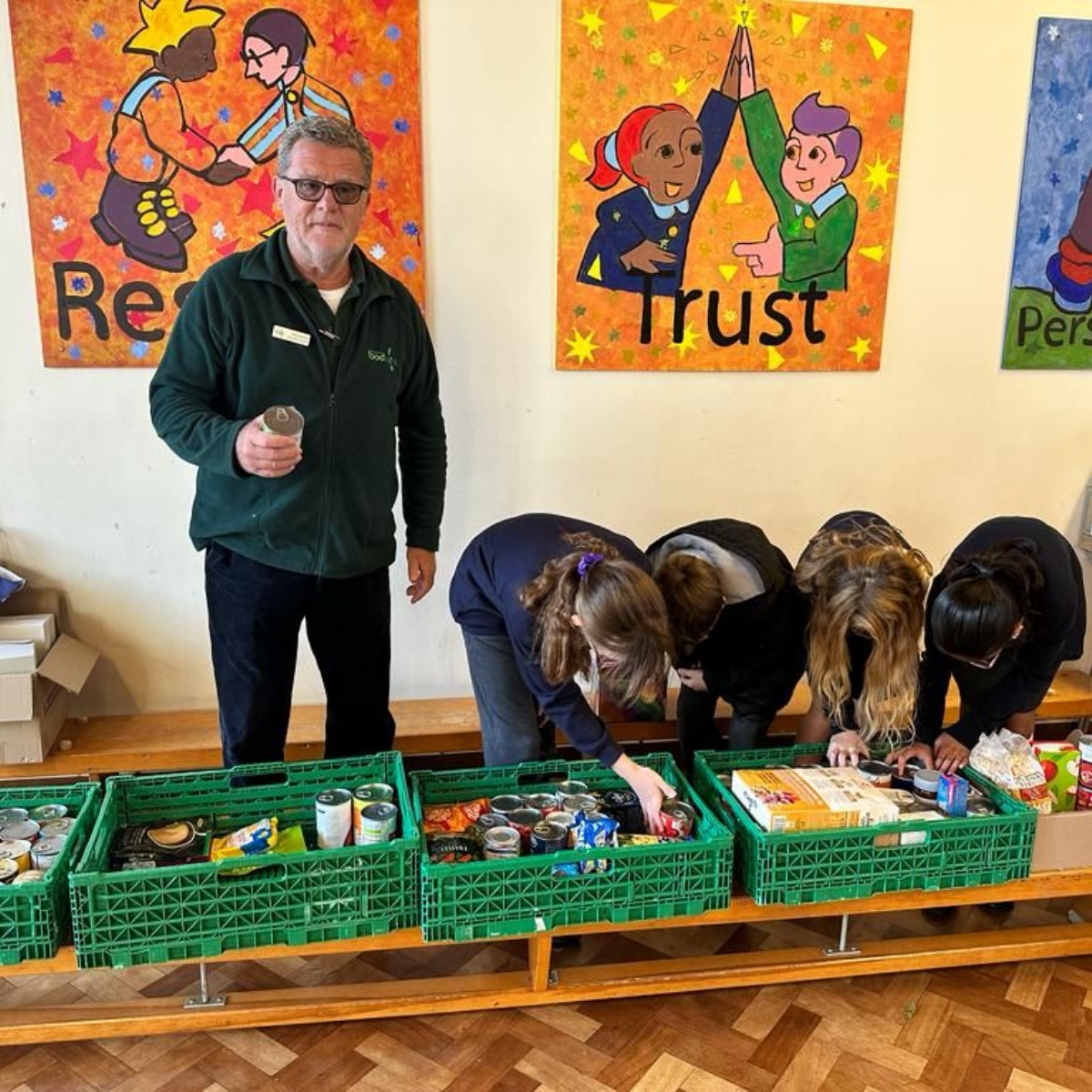 Weston Turville Church of England School - Harvest Festival 2023